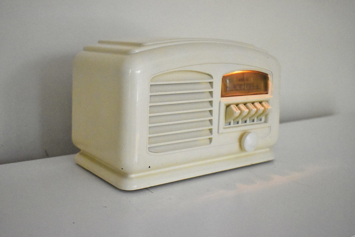 Creme Ivory Bakelite 1939 Airline 04BR-514B Vacuum Tube AM Radio Excel – Retro Radio Farm