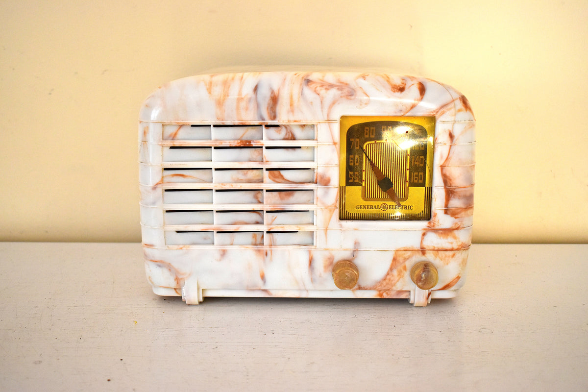 Beetle 1939 General Electric Model KL-51 AM Vacuum Tube AM Radio Works ...