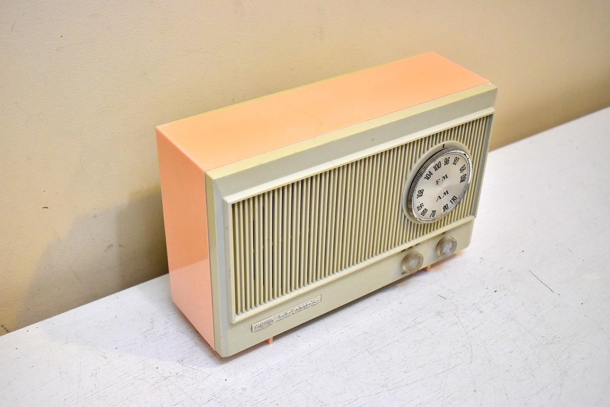 Sherbet Pink 1966 Lloyds Model TM-66 Vacuum Tube AM FM Radio Excellent ...