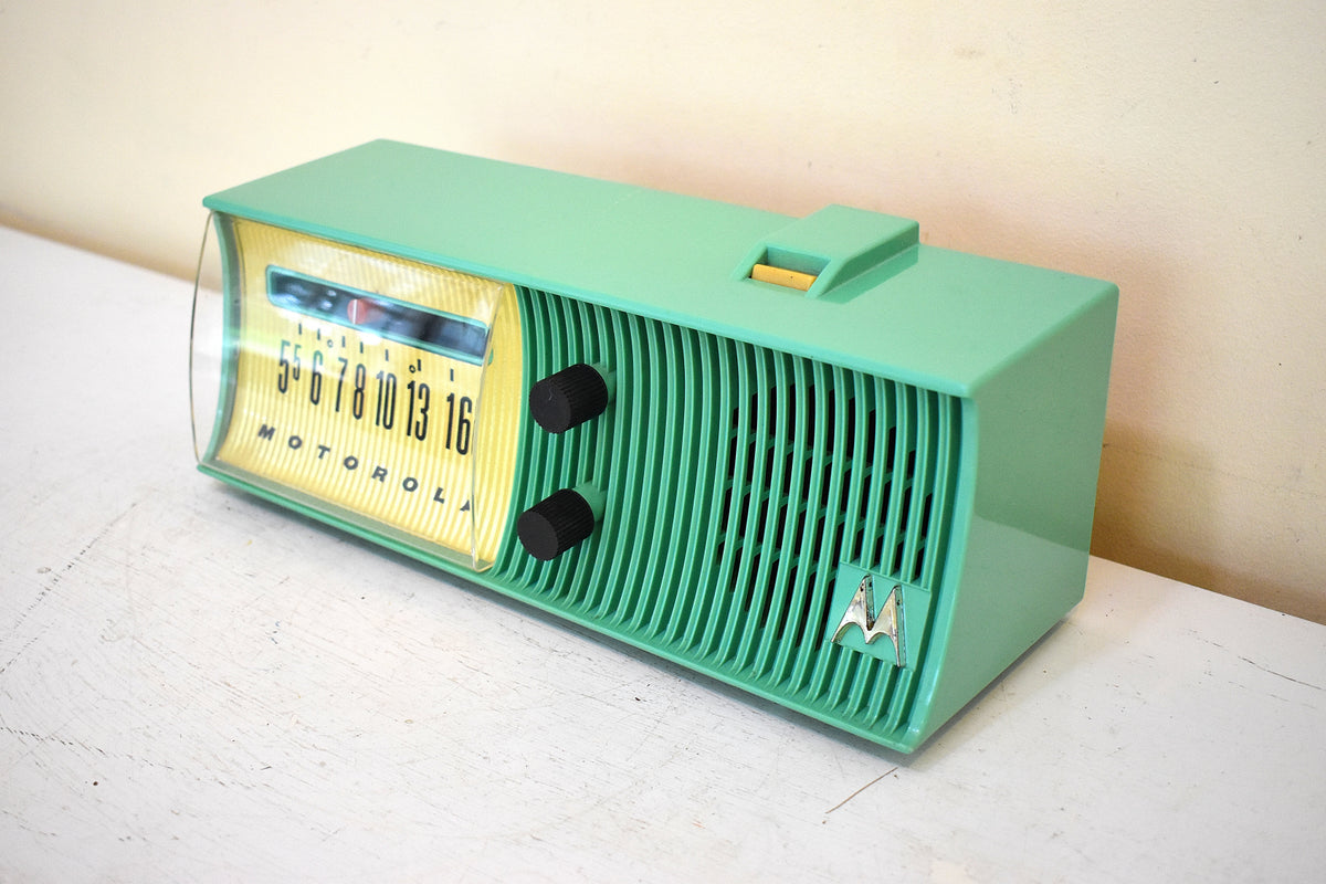 Sea Green 1957 Motorola Model 57H AM Vacuum Tube Radio Rare Model Loud ...