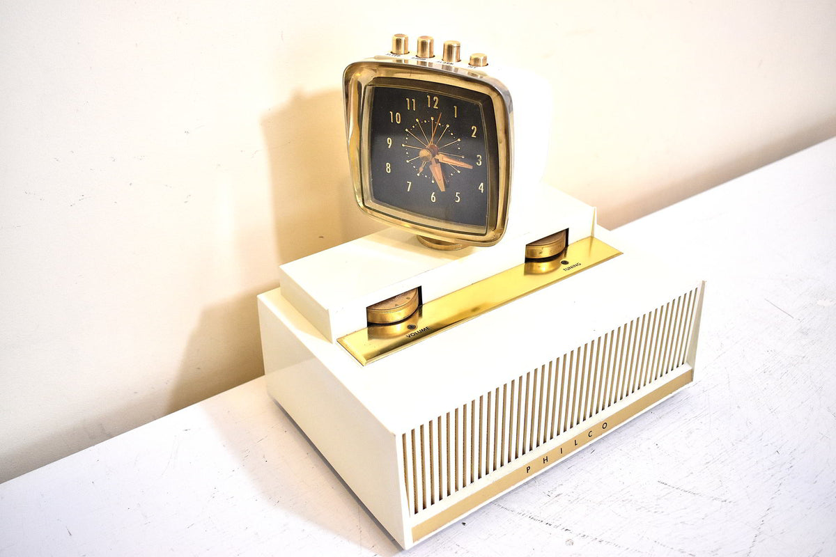 Spectral White 1958 Philco Predicta Model G765-124 Vacuum Tube AM Radi ...