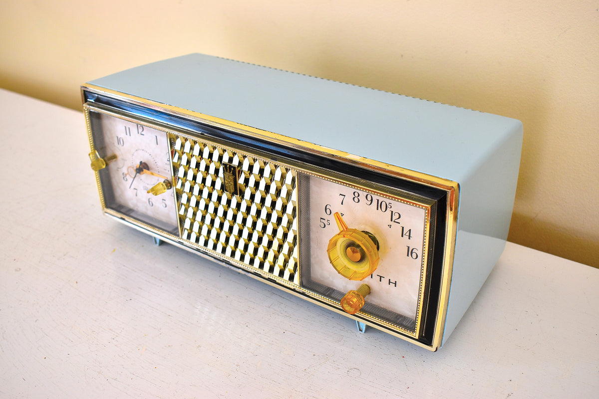 Diamond Blue 1960 Zenith Model C520B 'The Saxony' Vacuum Tube AM Clock ...