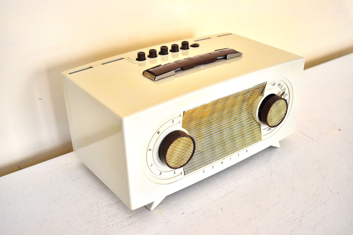 Cream Ivory 1955 Zenith Broadway Model R512W AM Vacuum Tube Radio Soun ...