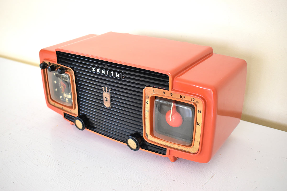 Blood Orange and Black 1955 Zenith Model T-524V AM Vacuum Tube Radio L ...