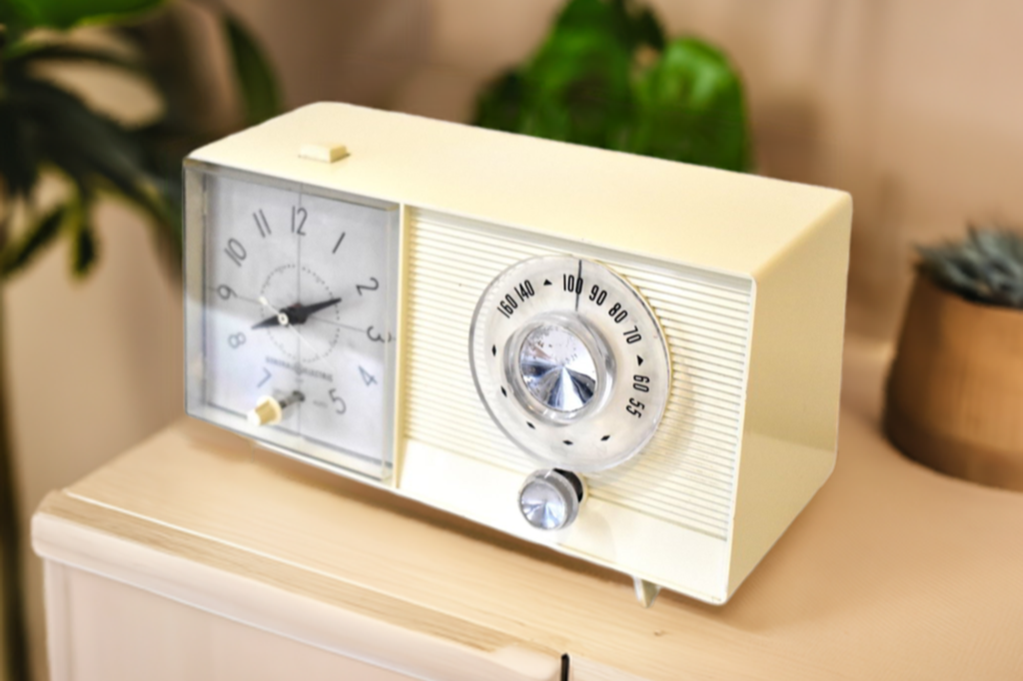 Vintage Alarm Clock Radio Studebaker Sb3500cr Cream Roommate Bluetooth