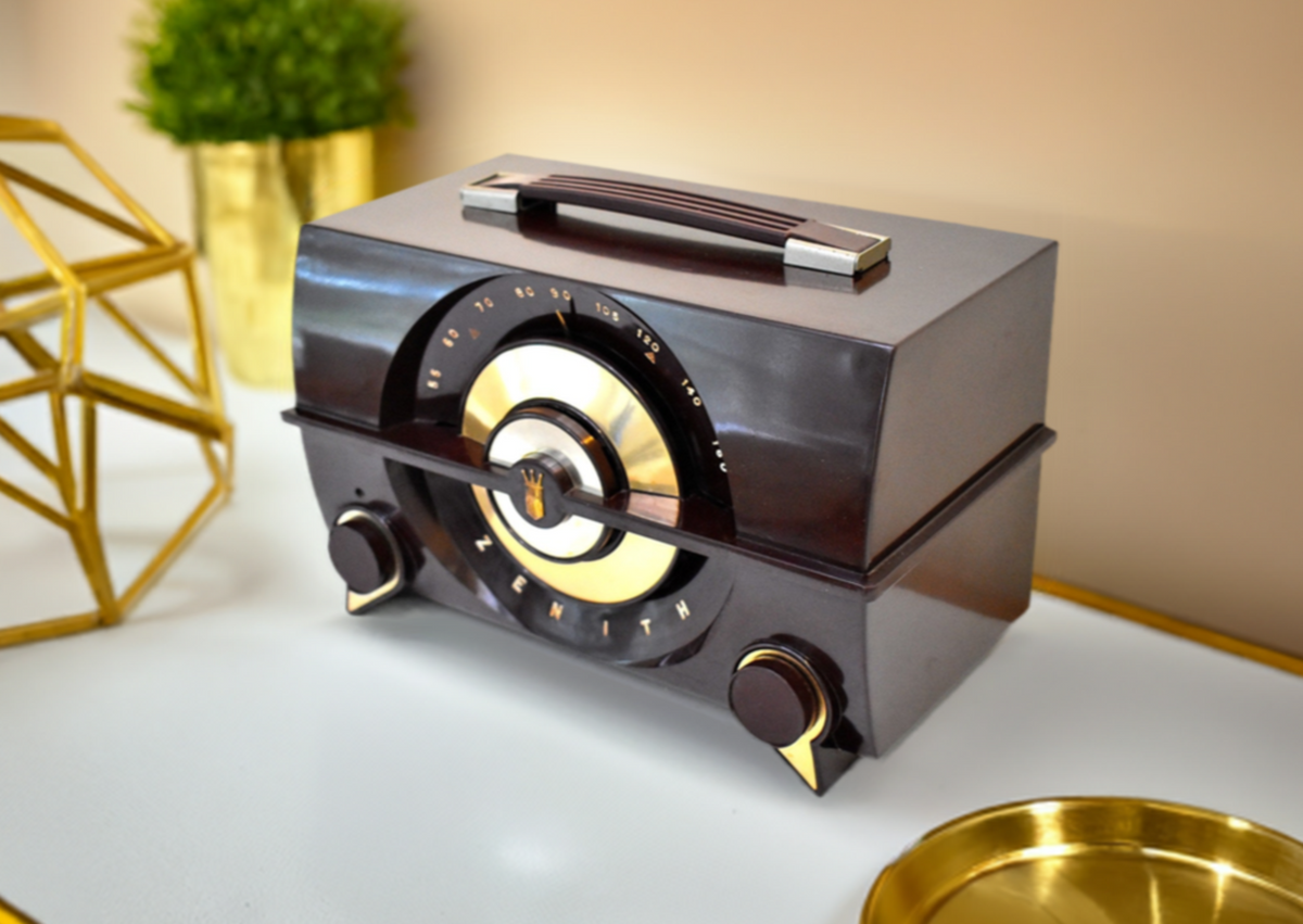 Siena Brown 1954 Zenith Model R615 AM Vacuum Tube Radio Beautiful Desi ...