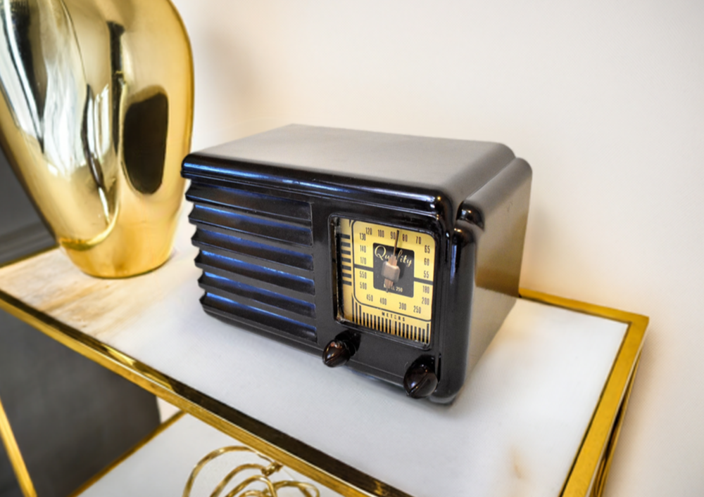 Gloss Brown Bakelite 1940s Quality Radio Model 250 Vacuum Tube AM Radi ...