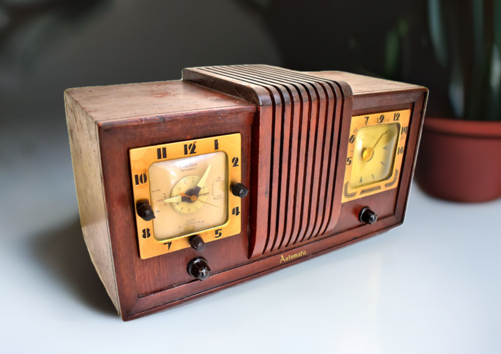 Cedarwood Mid Century 1952 Automatic Radio Mfg Model CL-164 Vacuum Tub ...