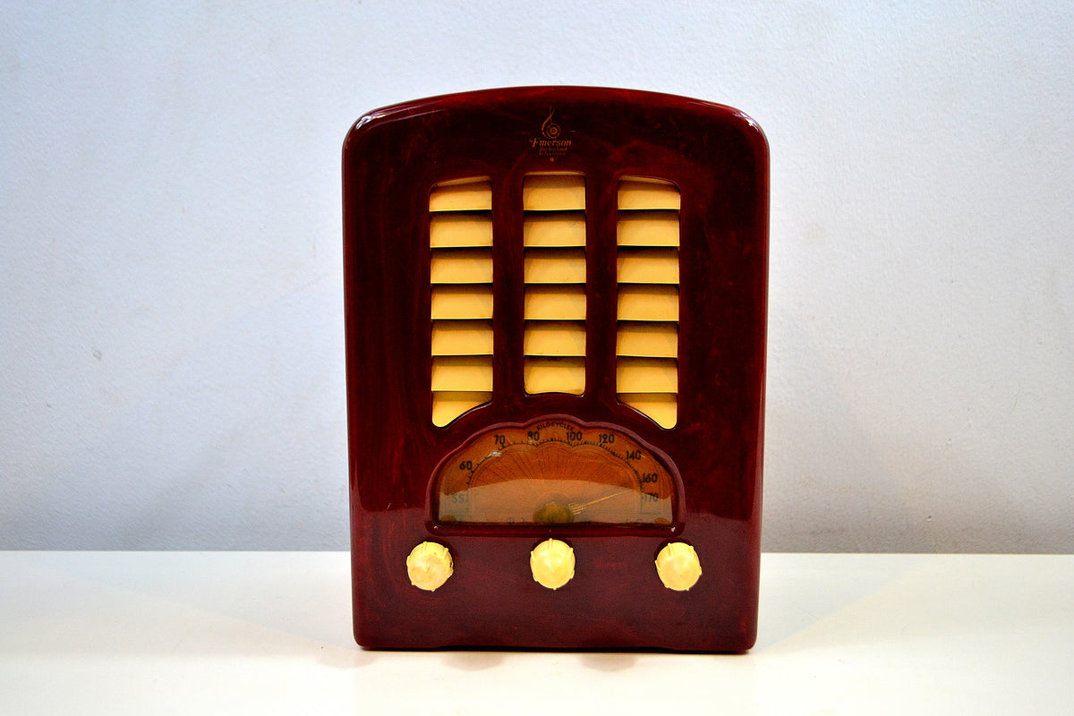 Candy Apple Red and White Catalin Cathedral 1938 Emerson Model BT-245 ...