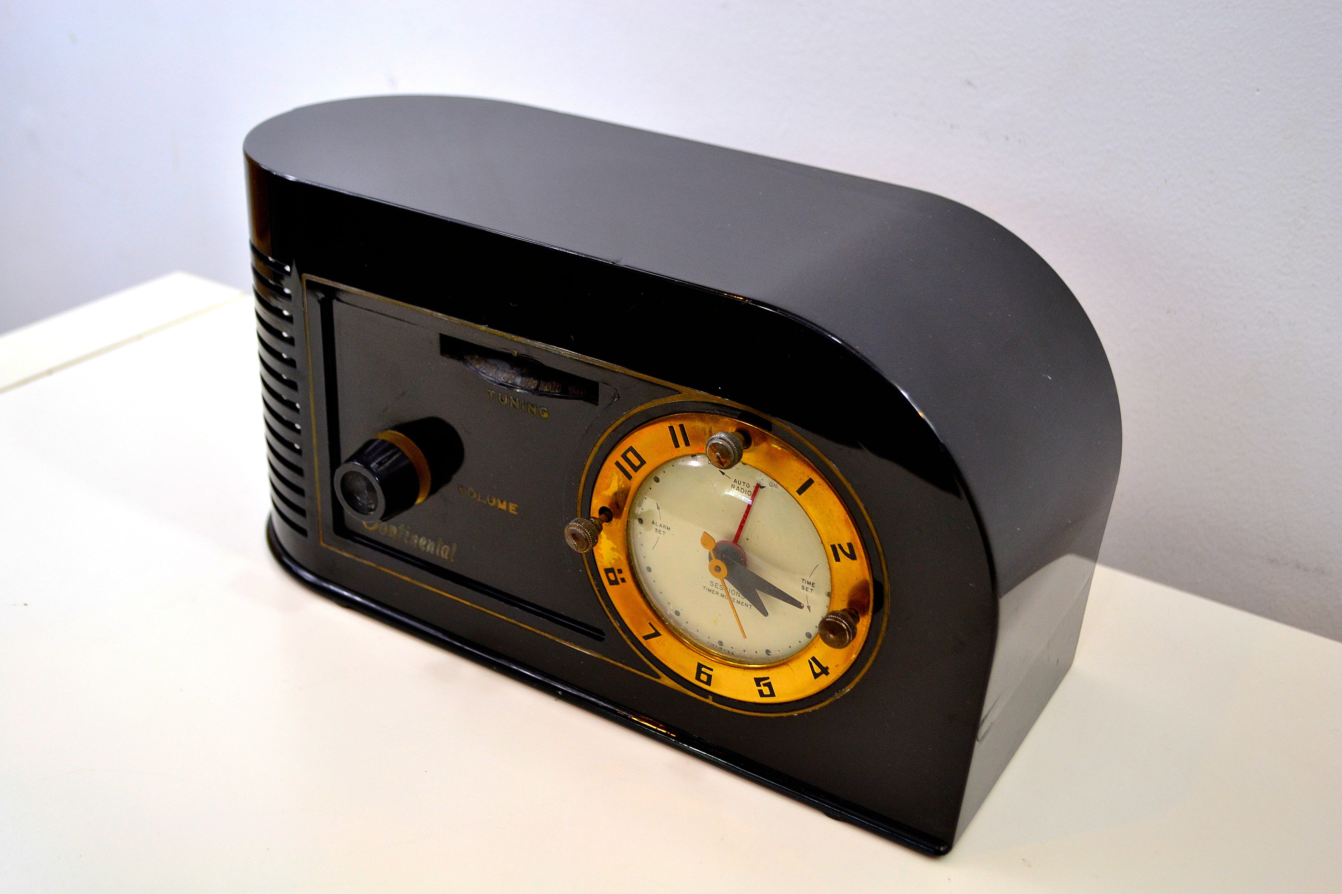 Casablanca Black 1948 Continental Model 1600 AM Tube Clock Radio ...