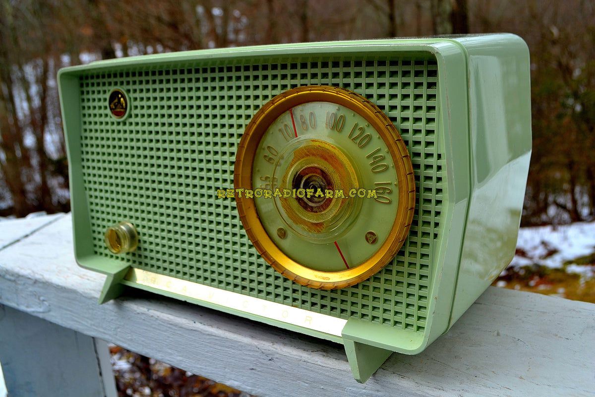 SOLD!- Sept. 9, 2018 - BLUETOOTH MP3 Ready - Julep Green Mid Century ...