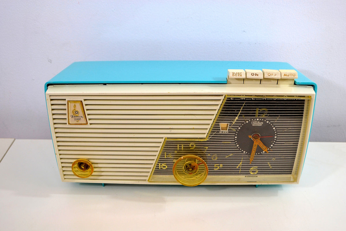 Turquoise and White Emerson Model 883 Series B Tube AM Clock Radio ...