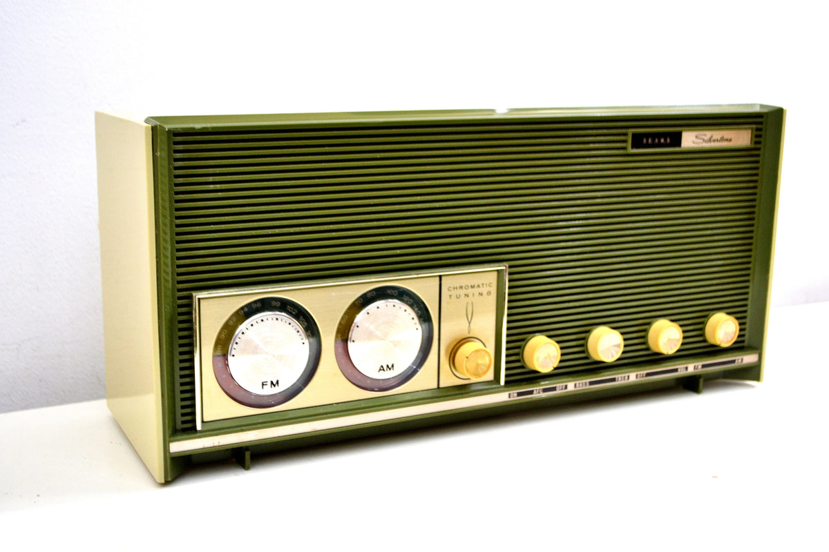 Moss Green Vintage 1966 Silvertone Model 6018 AM/FM Vacuum Tube Radio ...
