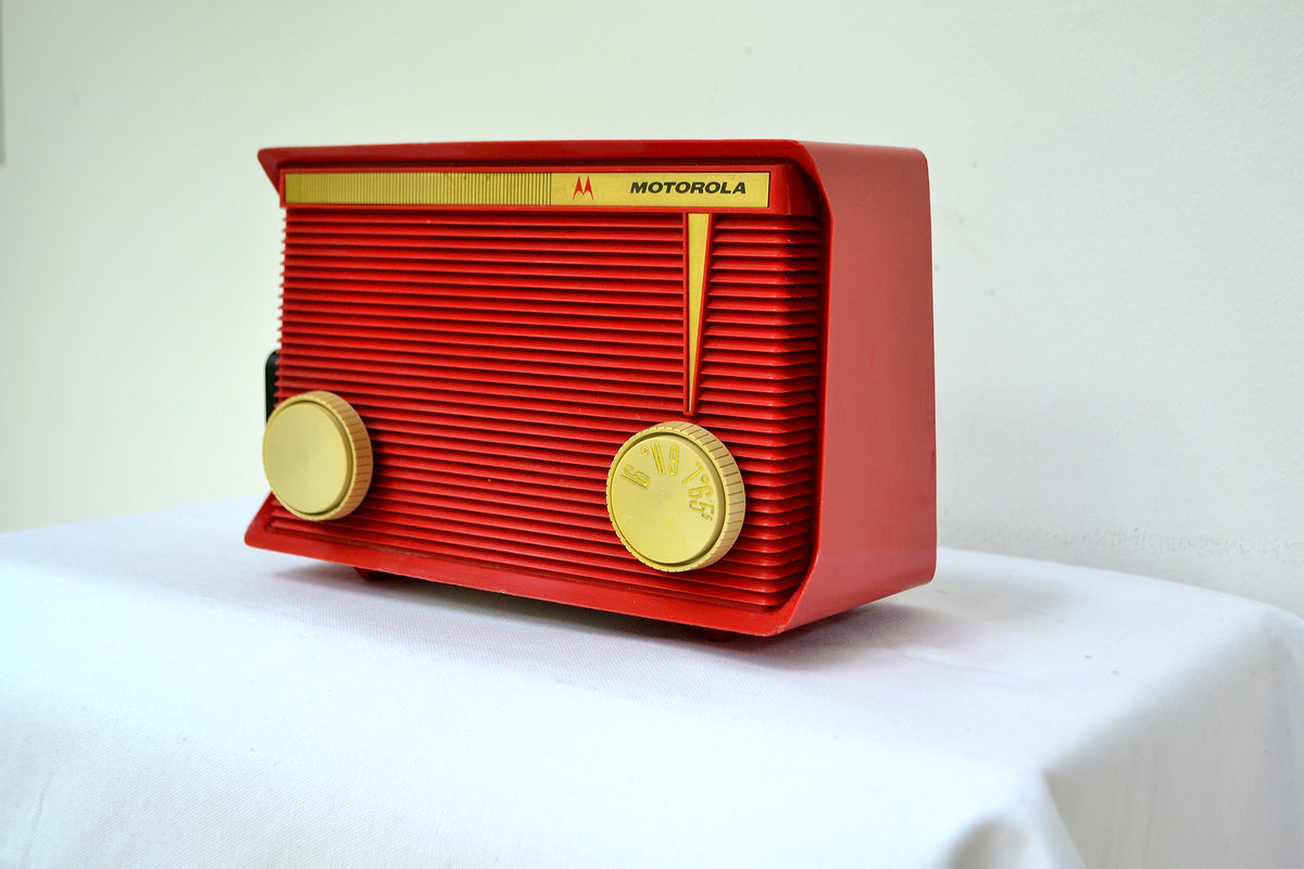 Bluetooth MP3 Ready - Apple Red 1959 Motorola Model A1R-15 Tube AM ...