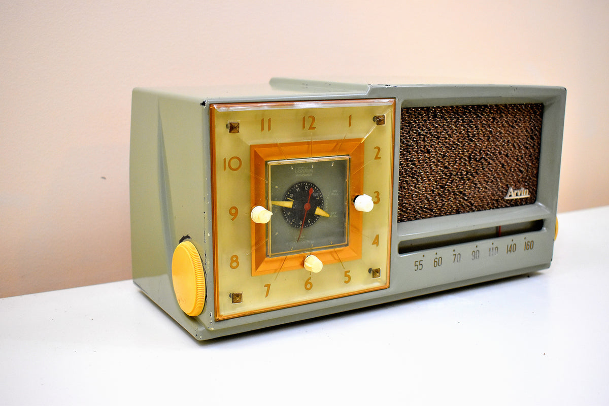 Willow Green Retro Vintage 1952 Arvin Model 657T AM Vacuum Tube Radio ...