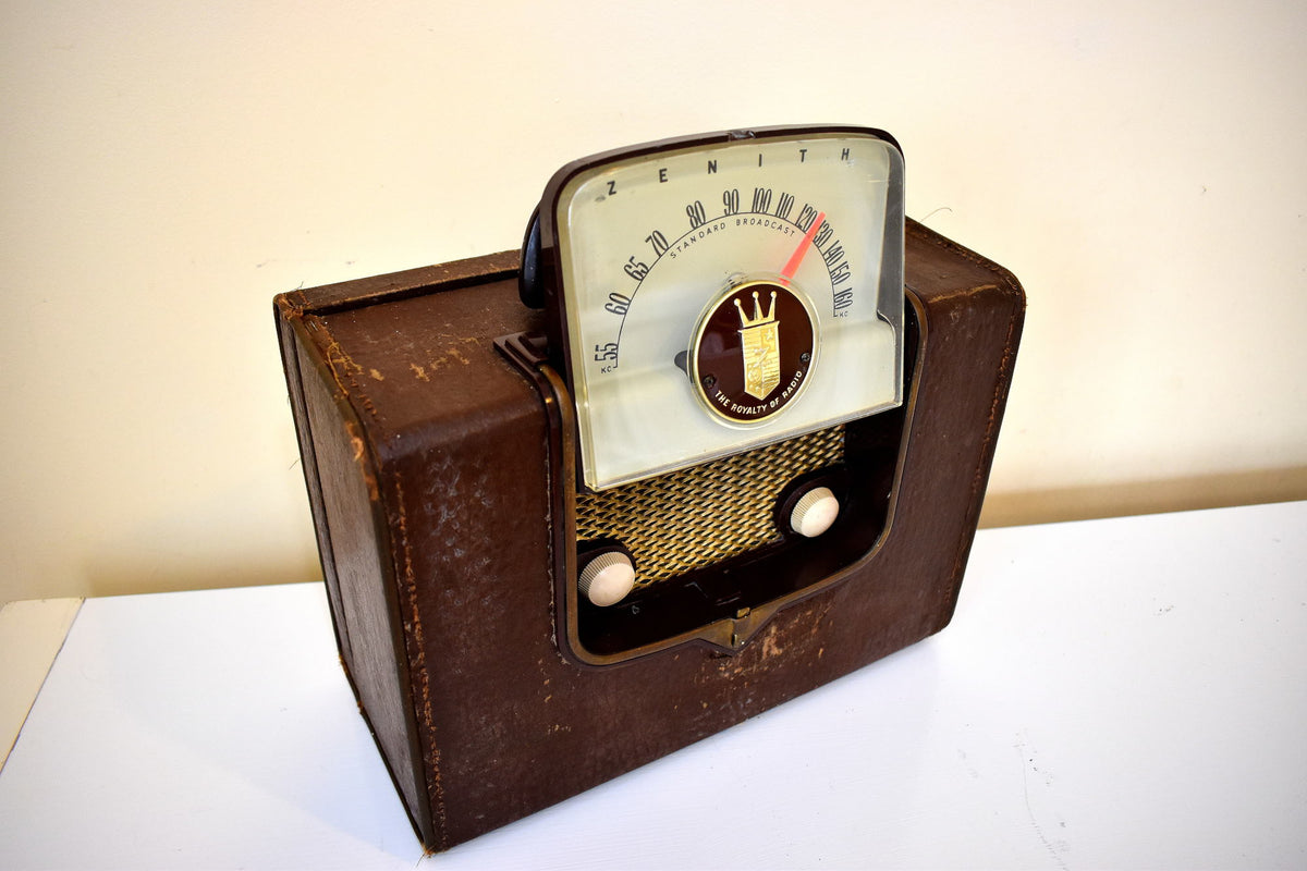 Rawhide Brown 1950 Zenith Model 4-G-903 Portable Vacuum Tube AM Lunch ...