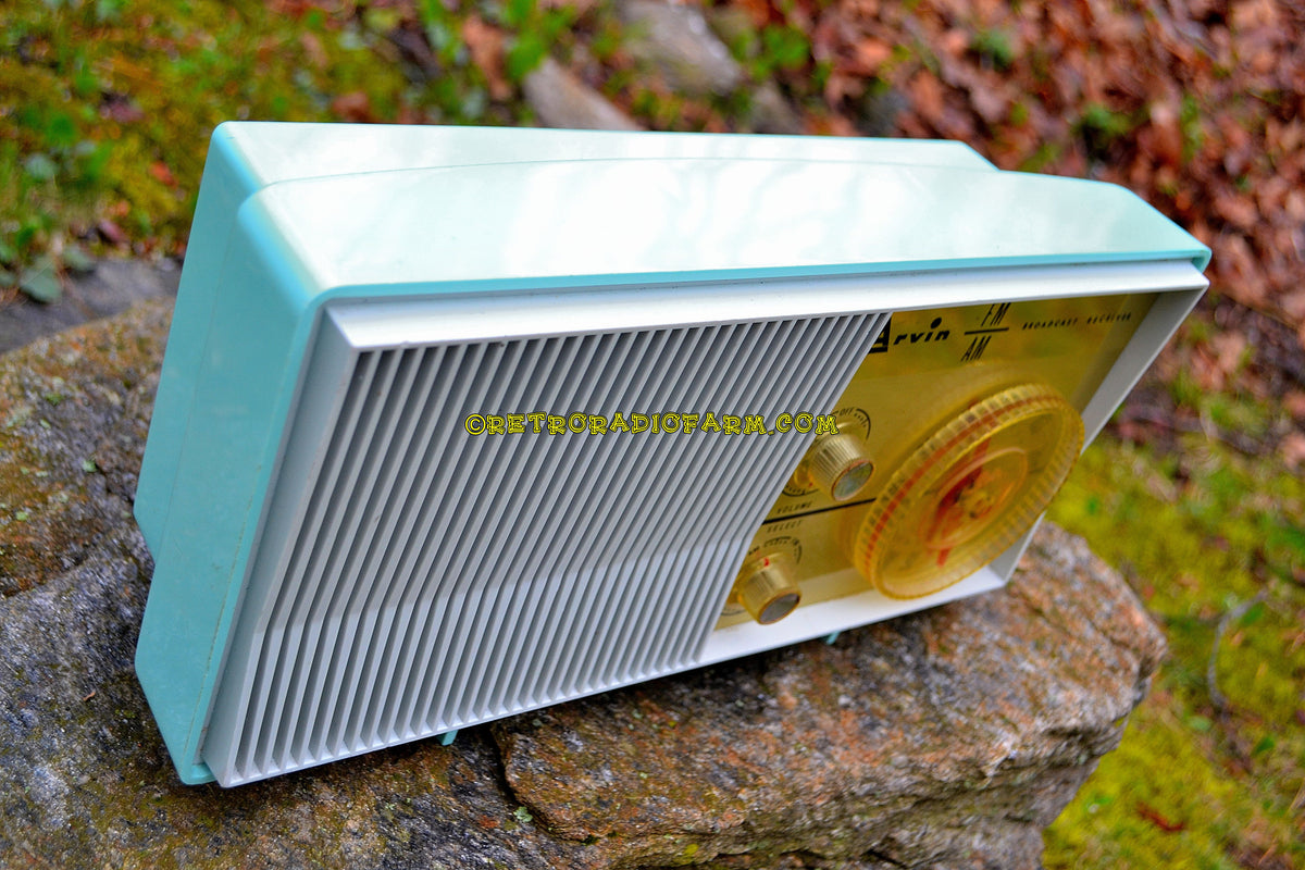 SOLD! - Dec. 18, 2017 - BLUETOOTH MP3 READY - AM FM TURQUOISE Retro Mid ...