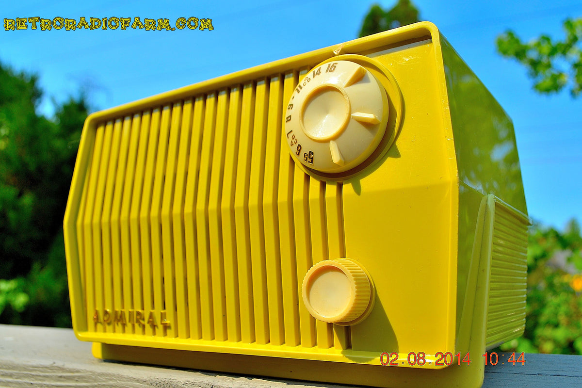 SOLD! - Sept 7, 2014 - BUTTER YELLOW Retro Jetsons Vintage 1959 Admiral ...