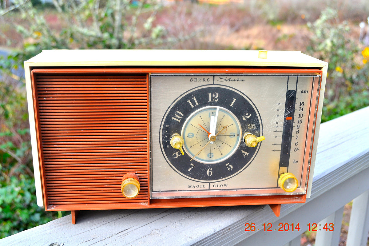 SOLD! - April 8, 2015 - COPPERTONE and Ivory Retro Jetsons Vintage 1960 ...