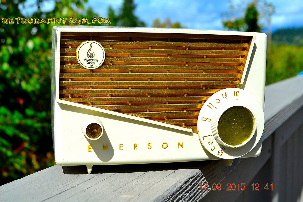 SOLD! - Jan 9, 2016 - BLUETOOTH MP3 READY - Rococco Ivory and Gold ...