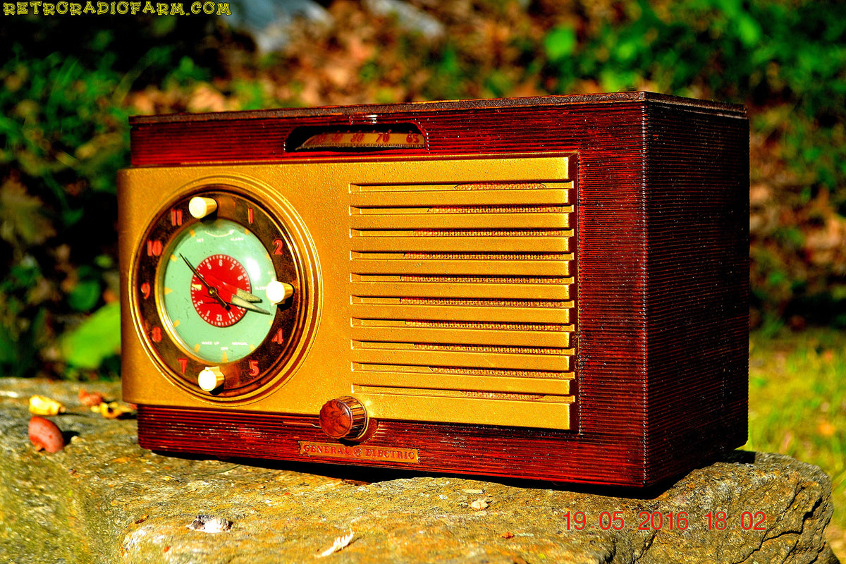 SOLD! - May 24, 2016 - BLUETOOTH MP3 READY - Art Deco 1952 General ...