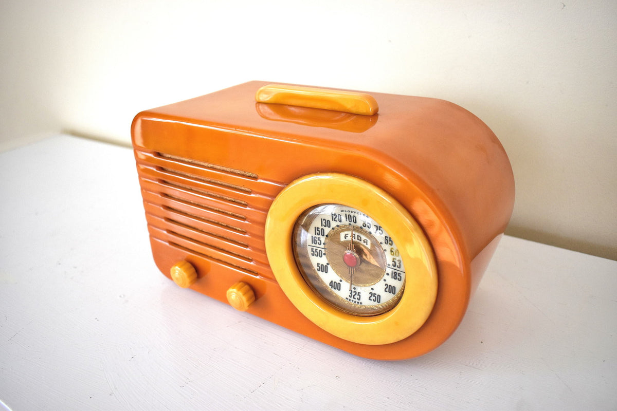 Yellow and Butterscotch Catalin 1946 FADA Model 1000 Vacuum Tube AM Ra ...