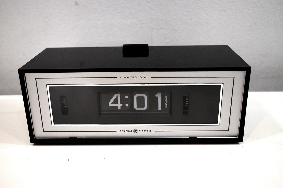 New Old Stock (NOS) - Glossy Black General Electric Flip Clock Model 8 ...