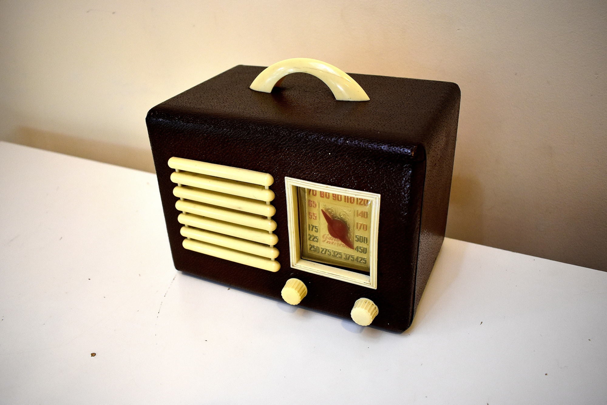 Genuine Leatherette 1946 General Television Model 1A5 Vacuum Tube AM R ...