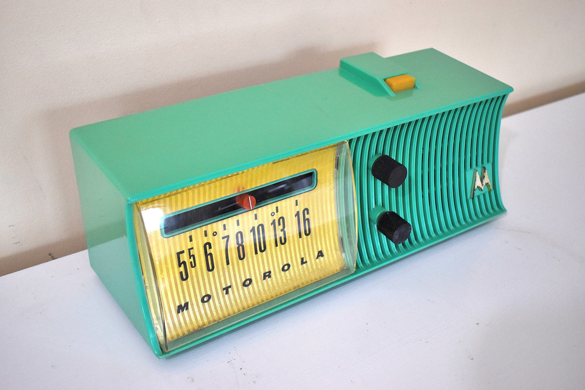 Sea Green 1957 Motorola Model 57H AM Vacuum Tube Radio Rare Model Loud ...
