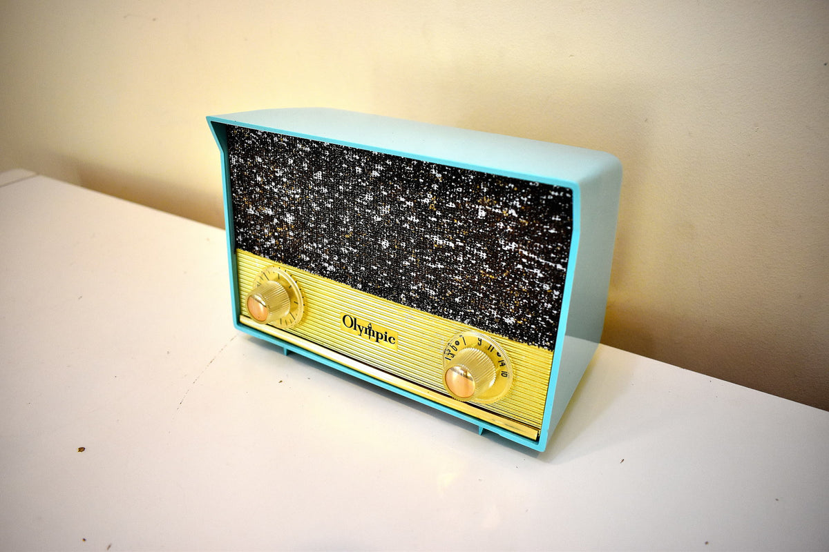 Dove Blue 1956-59 Olympic Model 553 AM Vacuum Tube Radio Little Cutie ...