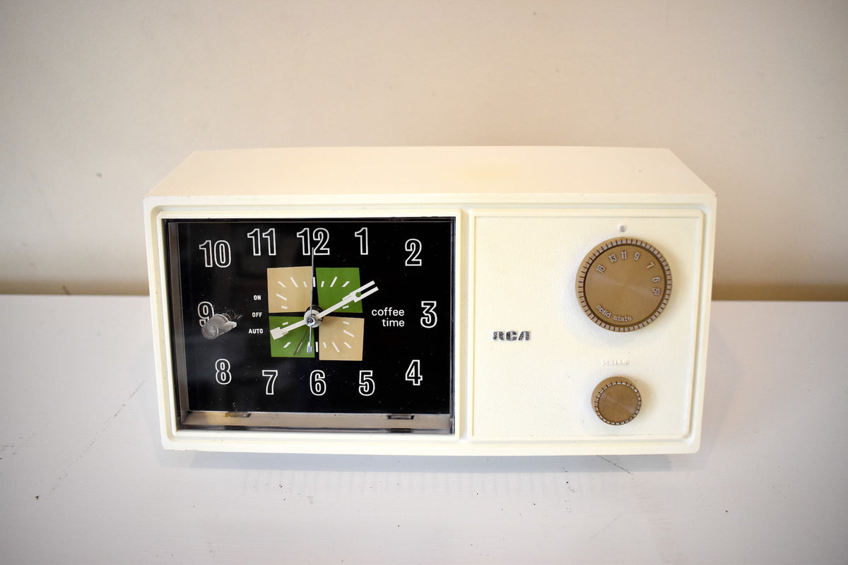 Snow White "Coffee Time" 1960s RCA AM Vintage Solid State Radio Sounds ...
