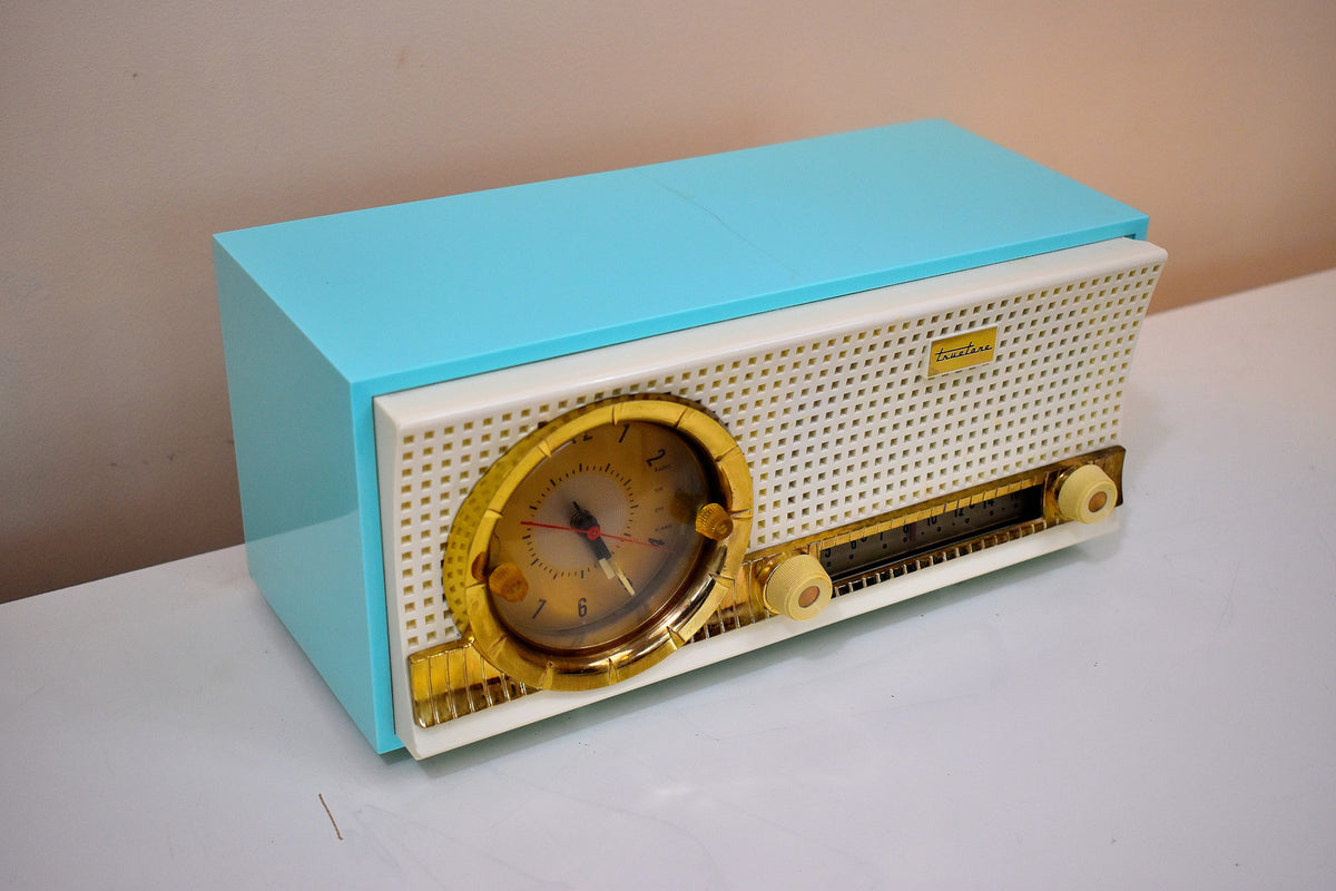 Chalfonte Blue Antique Radio 1960 Truetone D2801 Tube AM Clock Radio ...
